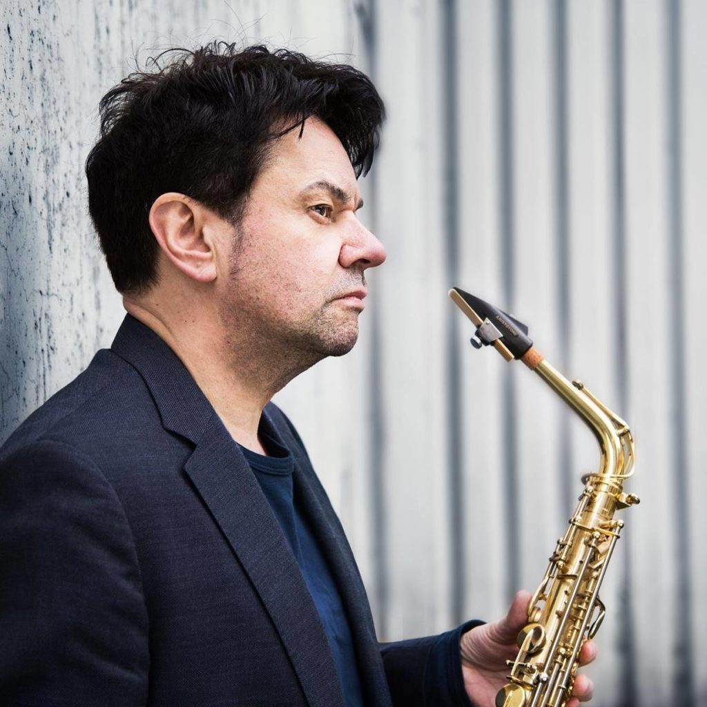 WOLF CODERA´s WEIHNACHTSKONZERT unterstützt MOERS HILFT – LokaleBlicke